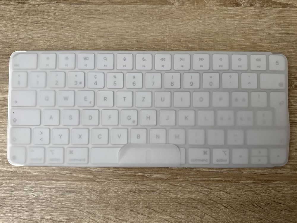 Apple Magic Keyboard 2024, CH-Layout, USB-C | Acheter sur Ricardo