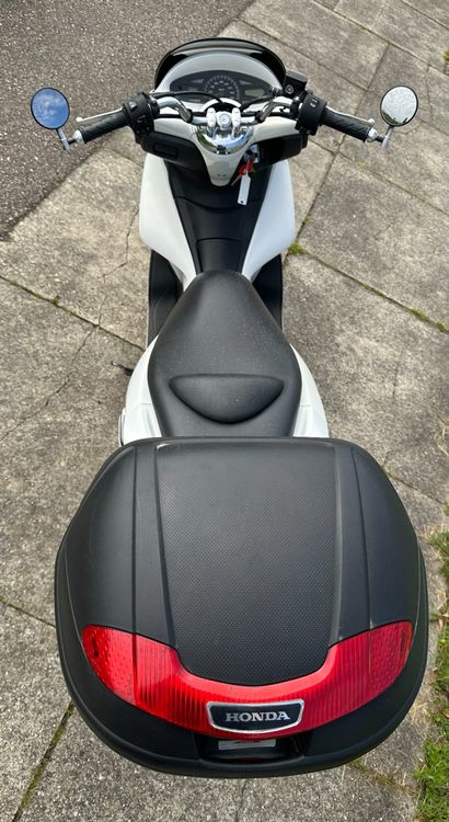 Honda Roller PCX 125 mit Top Case (Gebraucht) in Bättwil für CHF 980 – nur Abholung auf Ricardo ...