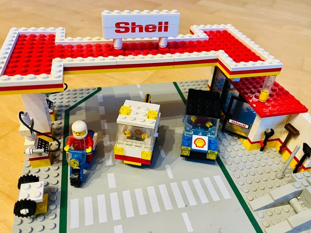 LEGO City Shell Tankstelle (Gebraucht) in Muri AG für CHF 38 – mit ...