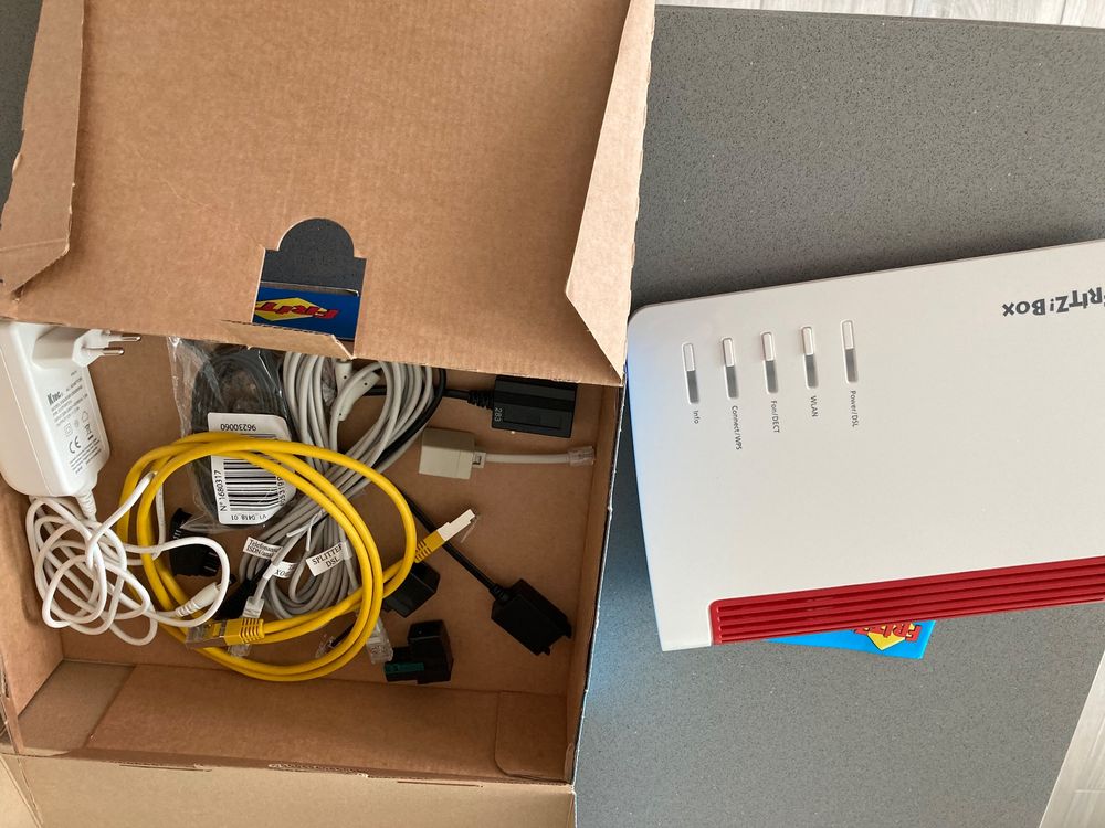 FRITZ!Box 7590 WLAN Router mit Modem für alle DSL-Anschlüsse (Neu ...