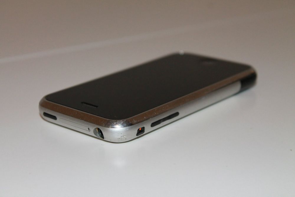 Apple iPhone 1. Generation 8GB 2G Model 2007 (Gebraucht) in Basel für ...