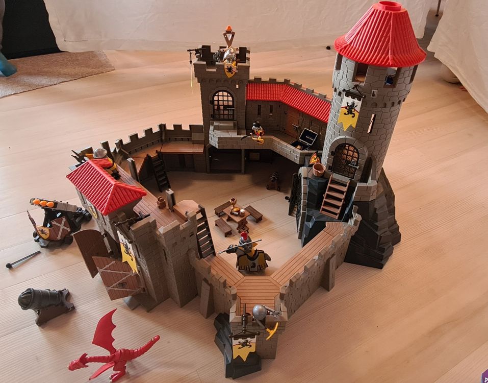 Playmobil 4865 Grosse Löwenritterburg Ritterburg (Gebraucht) in ...