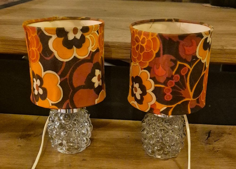 2 Tischlampen Flower Power aus den 70er Jahren (Gebraucht) in Neerach ...