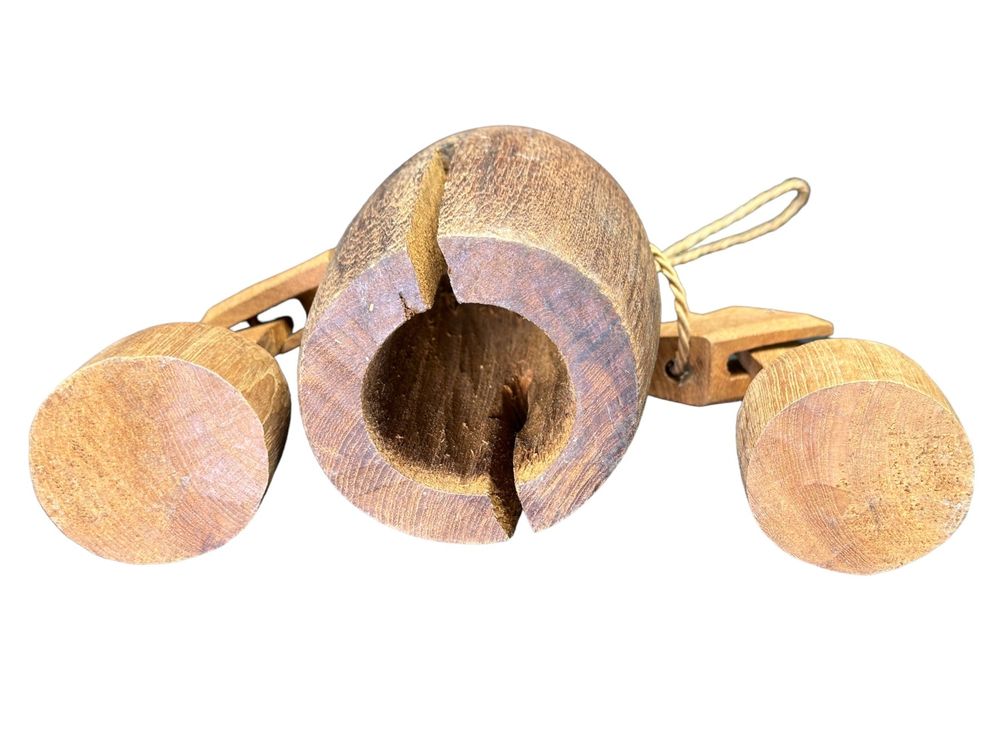Cloche de bétail à double clapet en bois sculpté à la main (Gebraucht ...