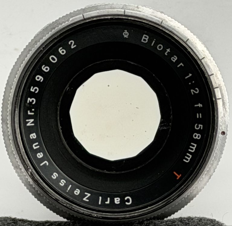 Carl Zeiss Jena Biotar 58mm f/2 T – Bokeh tourbillonnant (Gebraucht) in ...
