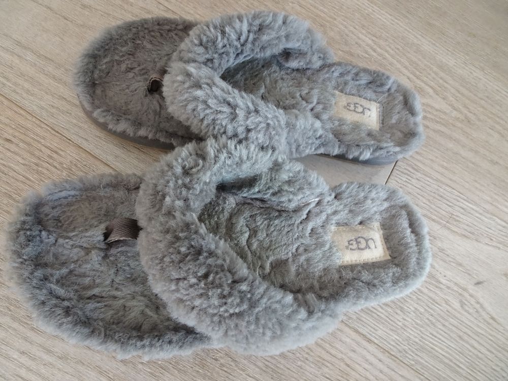 UGG Lammfell Finken Flipflops grau Gr. 41 (Gebraucht) in Winterthur für ...