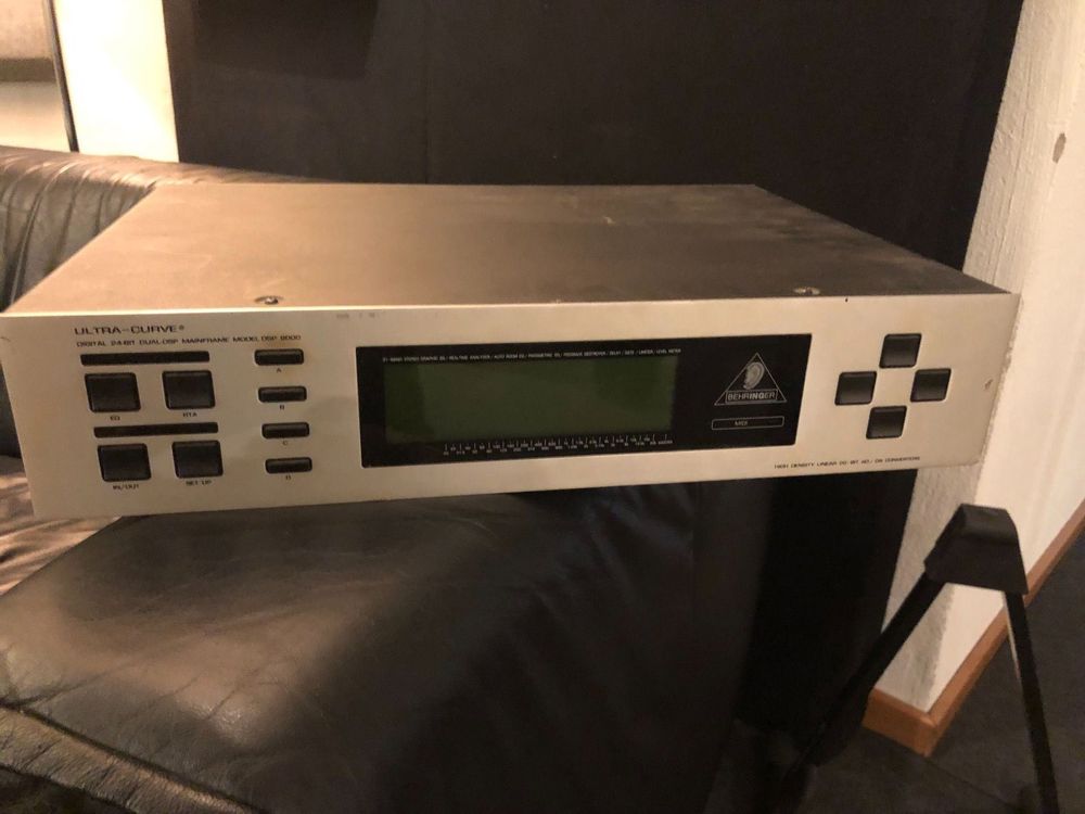 Behringer Ultra Curve (Gebraucht) in Dürnten für CHF 2 – mit Lieferung ...