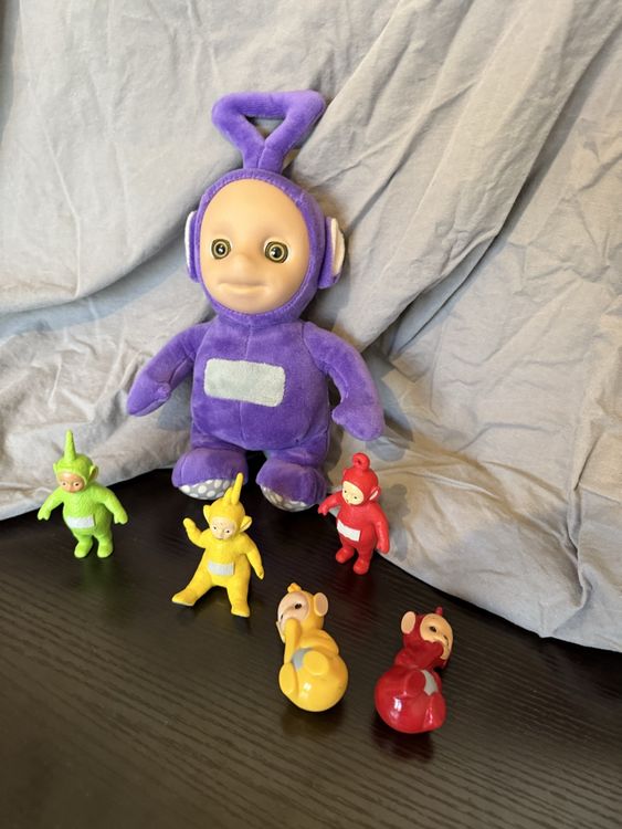 Teletubbies Toy Bundle - Plush Tinky Winky and More! (Gebraucht) in Adliswil für CHF 8 – mit ...