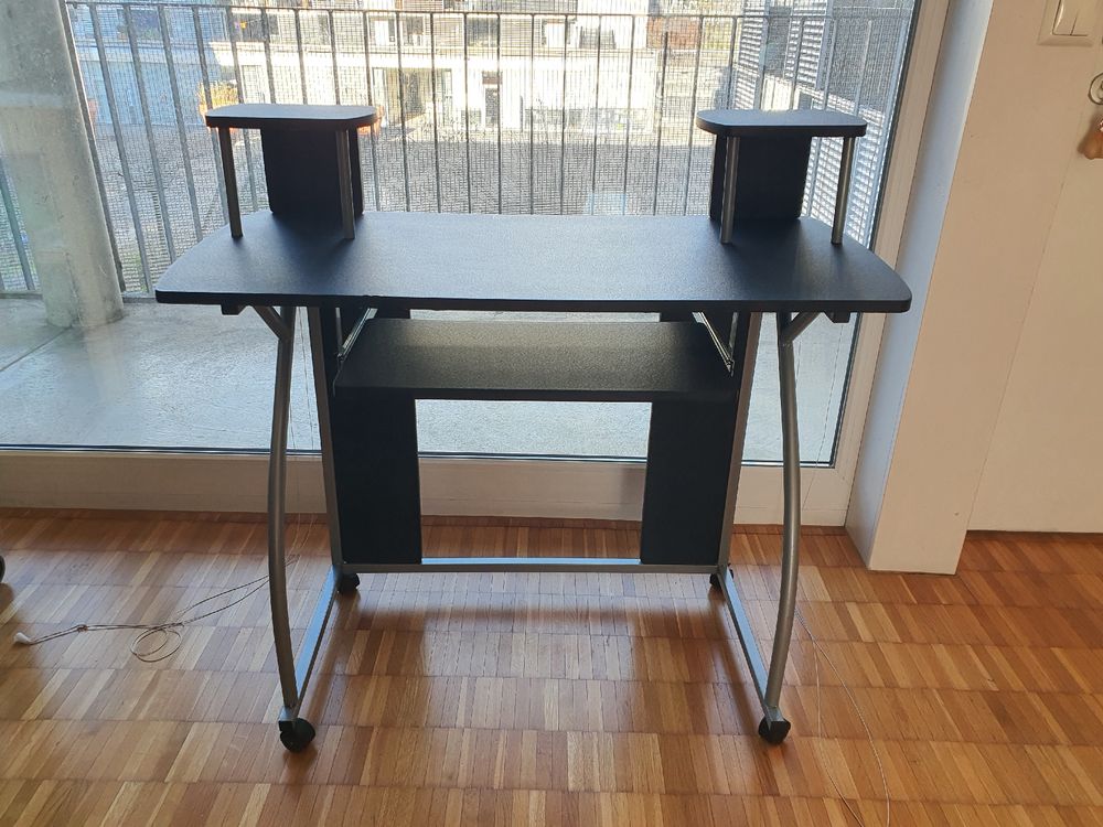 Computer Desk / Pult / Schreibtisch / Bureau with wheels | Kaufen auf ...