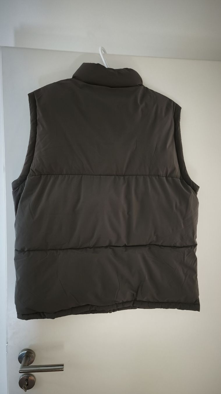 gilet imbottito grigio Pull&Bear STWD Taglia L (Nuovo (secondo la ...