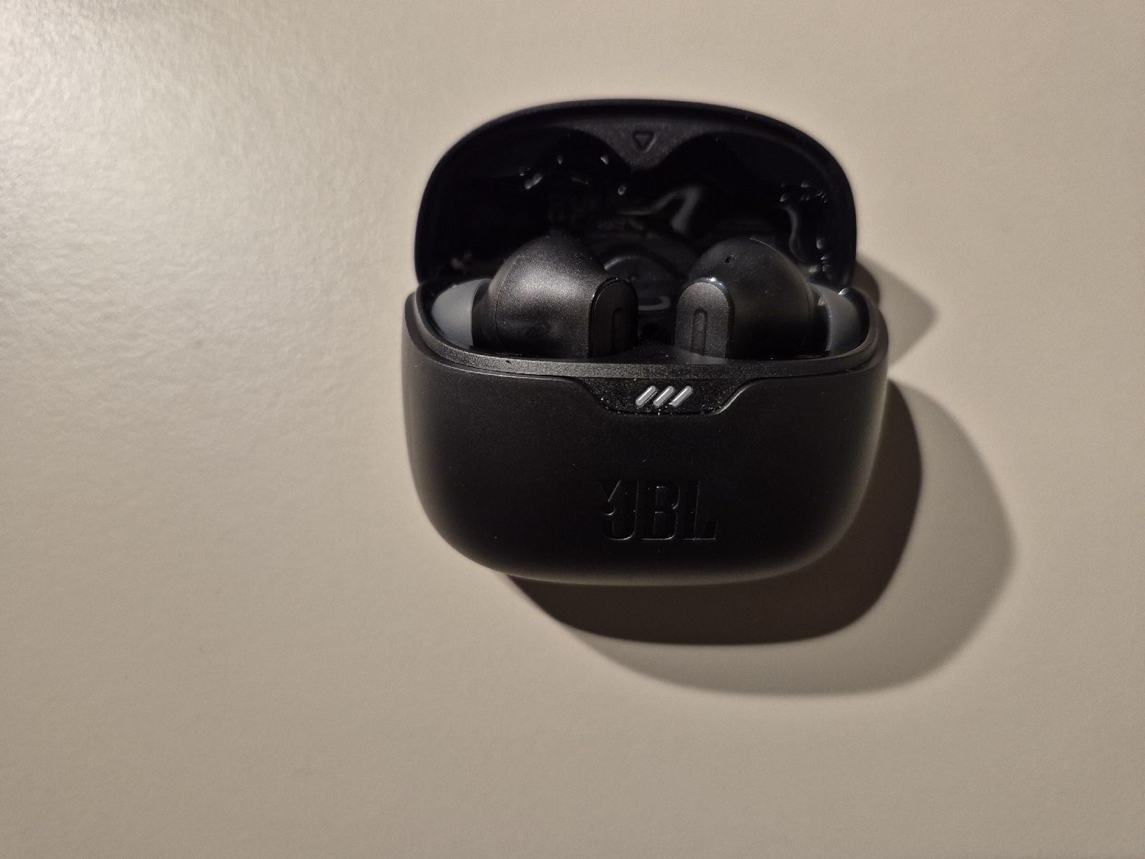 JBL Tune Beam NC kabellose Kopfhörer - Top Zustand! (Gebraucht) in Biel ...