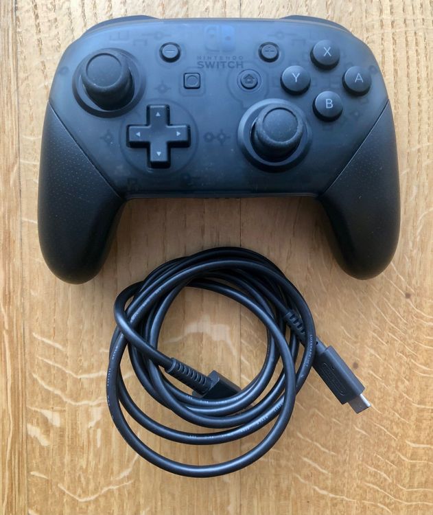 Pro Controller - Nintendo Switch (Gebraucht) in Lausanne für CHF 38 ...