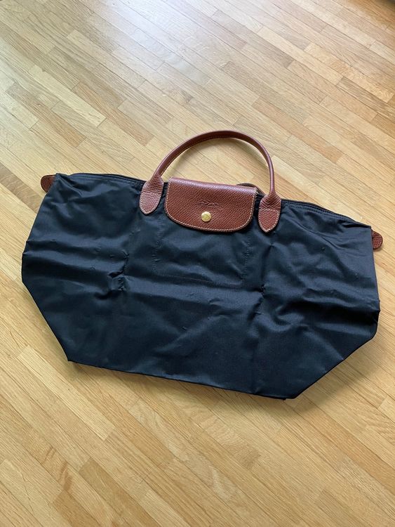 Longchamp le Pliage, schwarz, M (Gebraucht) in Luzern für CHF 28 – mit Lieferung auf Ricardo kaufen