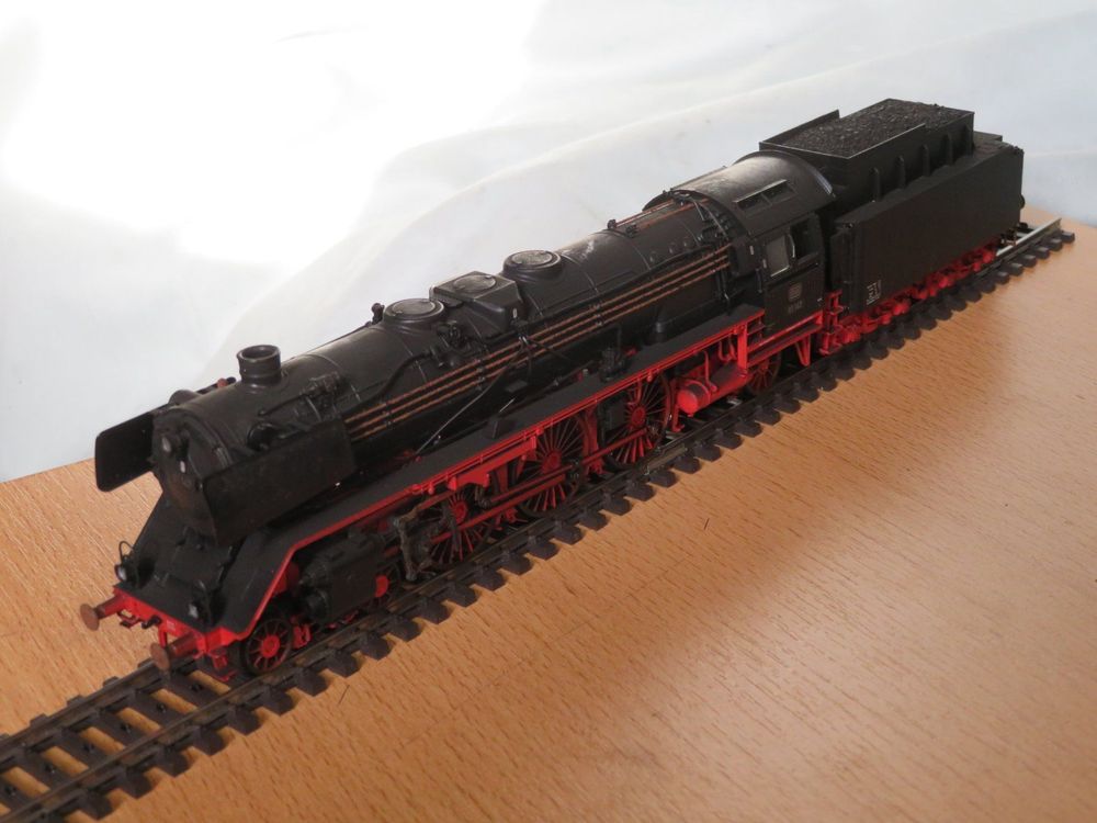 37015 Märklin HO DB BR 01 147 Dampflokomotive Lok fährt (Defekt) in ...