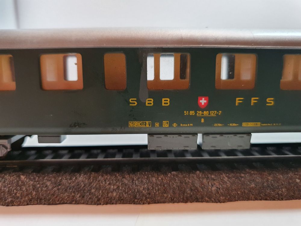 SBB Reisezugwagen / B RIC Typ Schlieren (BLS) / mit KK/ 1:87 (Neu und originalverpackt) in ...