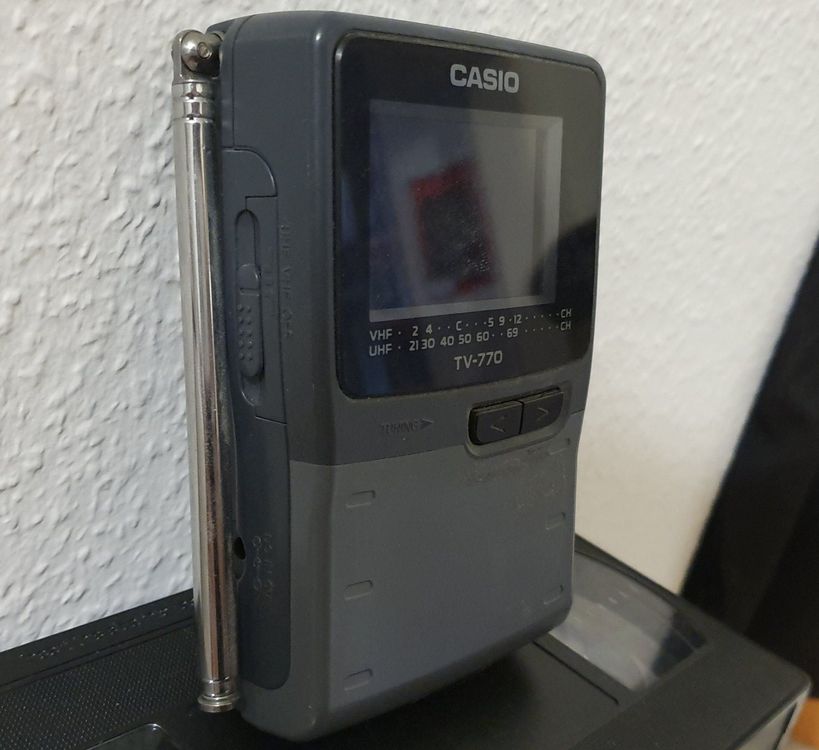 Casio TV-770 - Portabler Mini-Fernseher (Difettoso) a Reinach BL per ...