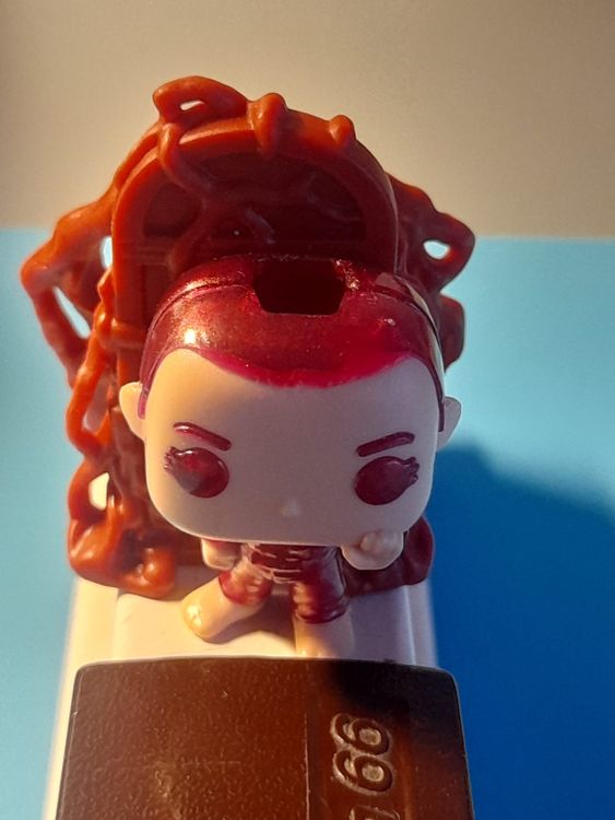 Kinder Joy Strange Things (11 sotto sopra) (Nuovo (secondo la ...