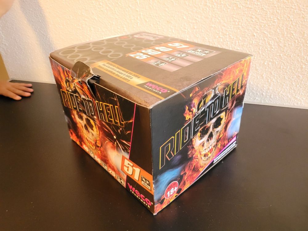 Feuerwerk WECO (Neu und originalverpackt) in Reinach BL für CHF 30 ...
