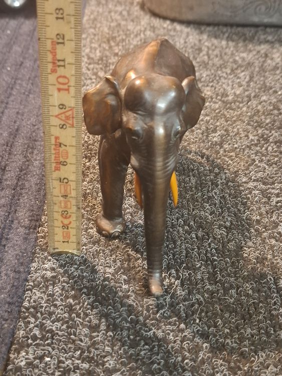 Elefante in bronzo (Usato) a Motto Blenio per CHF 33 – con consegna ...