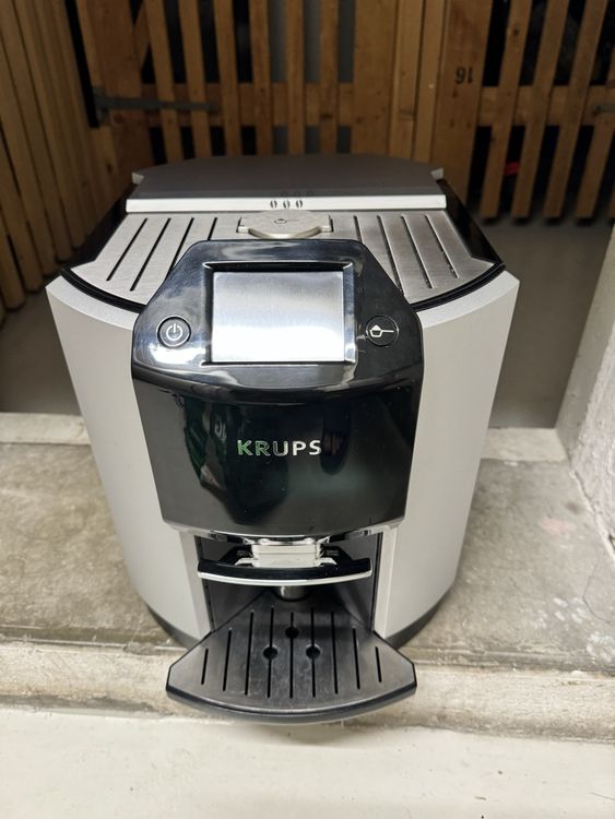 KRUPS Kaffeemaschine Vollautomat (Gebraucht) in Zürich für CHF 100 ...