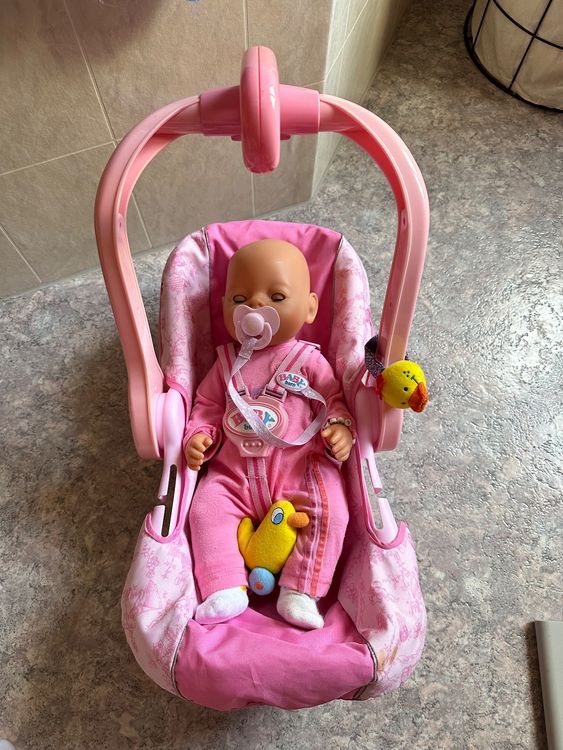 Baby Born mit Ausstattung (Gebraucht) in Eschlikon TG für CHF 55 – mit ...