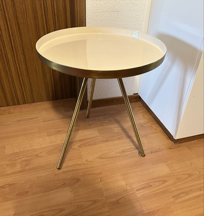 Beistelltisch rund golden metall (Neu (gemäss Beschreibung)) in Gerlafingen für CHF 39 – nur ...