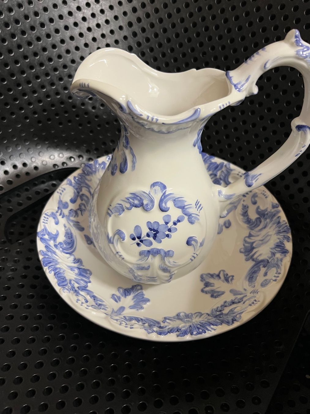 Antikes Waschset, Krug und Schale, blau-weisses Dekor (Gebraucht) in ...