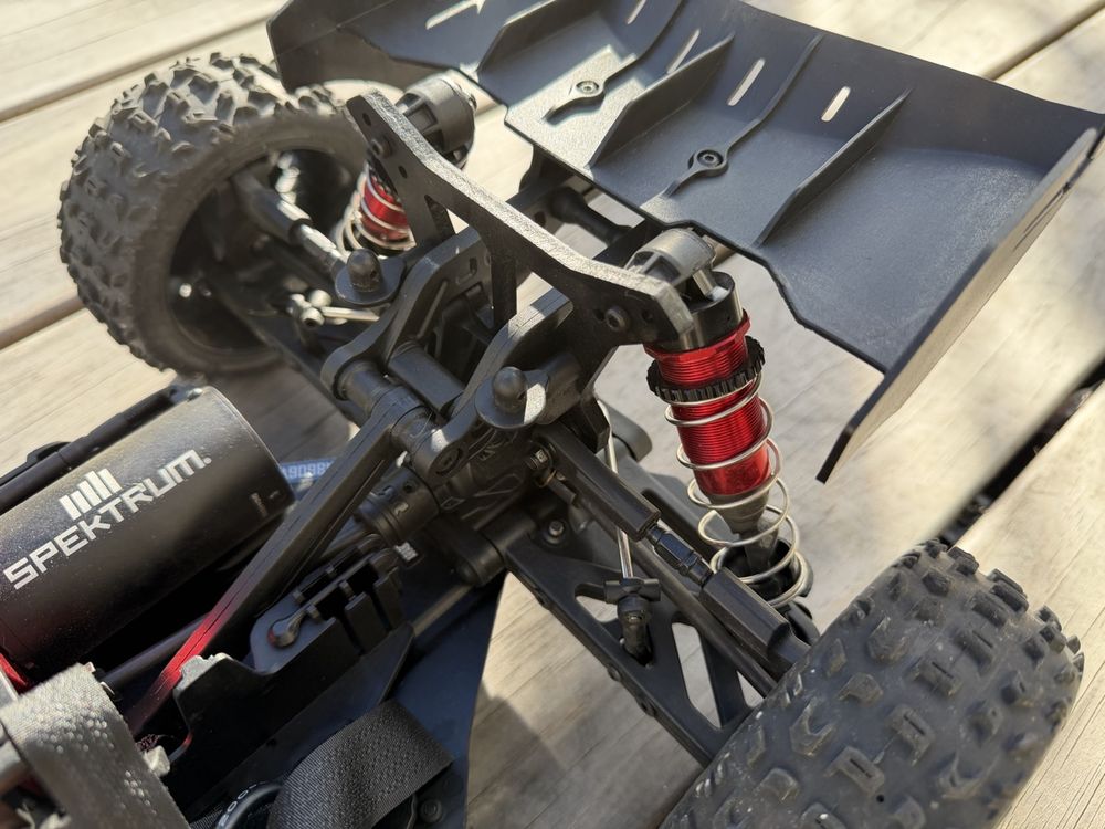 Arrma Typhon 6S BLX, Top Zustand, Brushless Power! 🔥 (Neu (gemäss ...