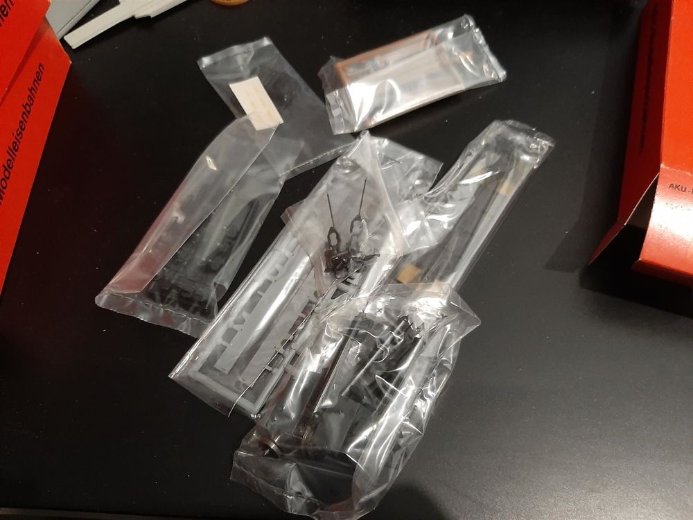 AKU LKKM 1036-B (Gebraucht) in Avully für CHF 10 – mit Lieferung auf ...