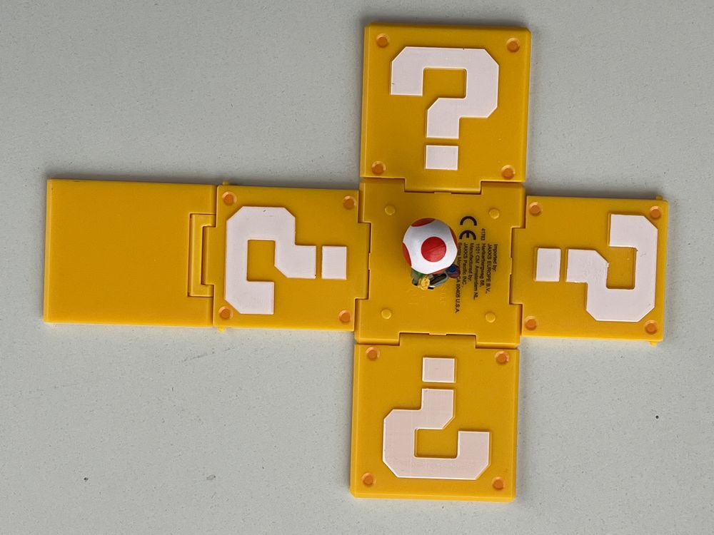 Super Mario Toad Figur mit Mystery-Box, Nintendo (Gebraucht) in ...