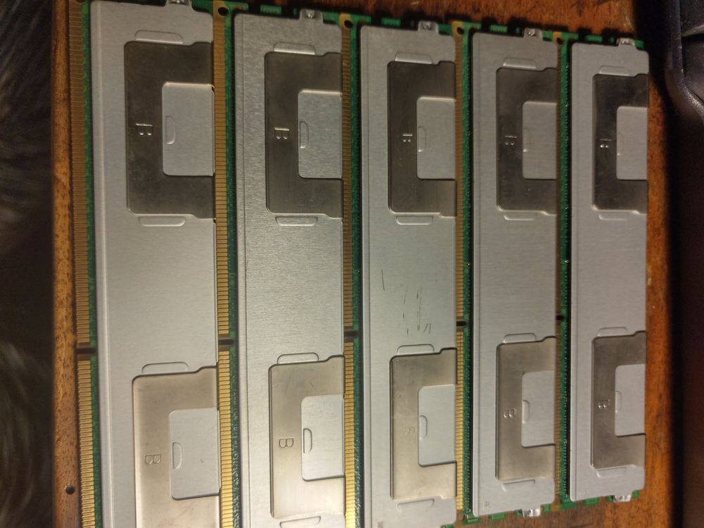 PC3-10600R DDR3 RAM 4GB (Gebraucht) in Winterthur für CHF 1 – mit ...