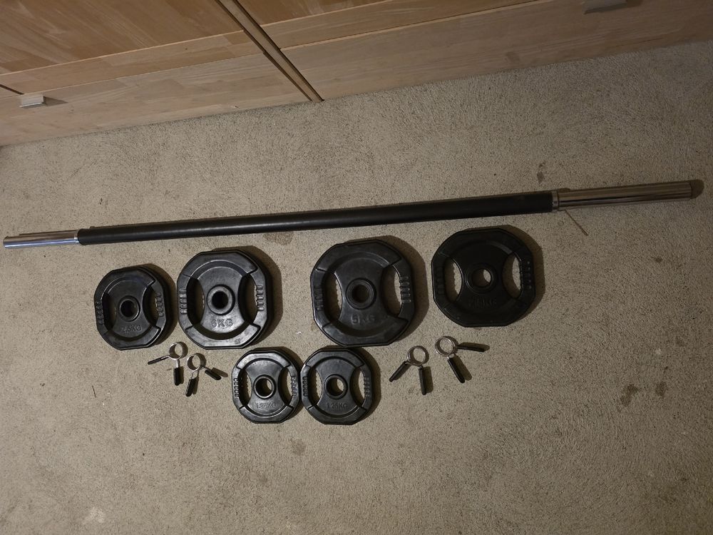 Hantel-Set mit Gewichten - Ideal für dein Home Gym 💪 (Gebraucht) in ...