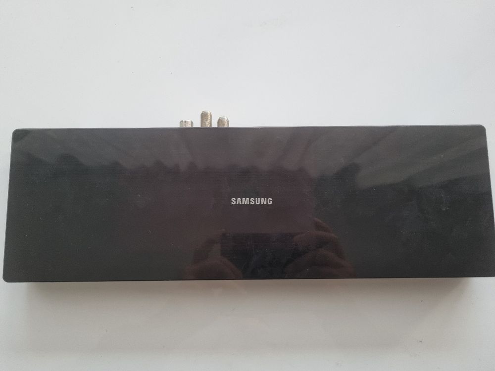 SAMSUNG One connect Box (Gebraucht) in Goldau für CHF 102 – mit ...