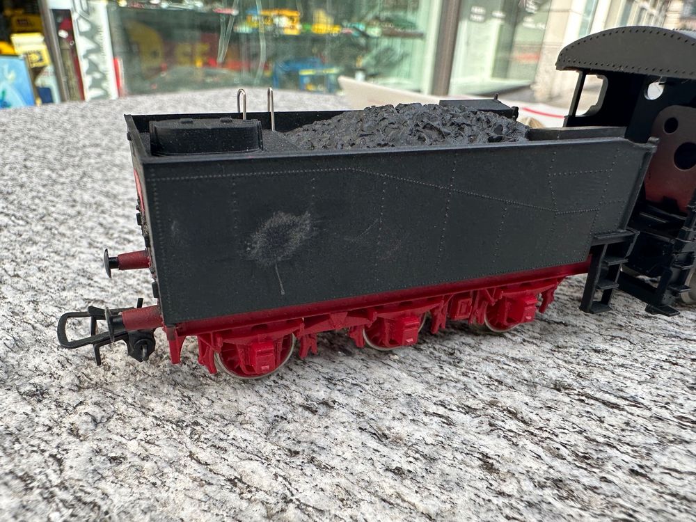 Rivarossi FS 680 Dampflok no motor (Defekt) in Chiasso für CHF 79 – mit Lieferung auf Ricardo kaufen