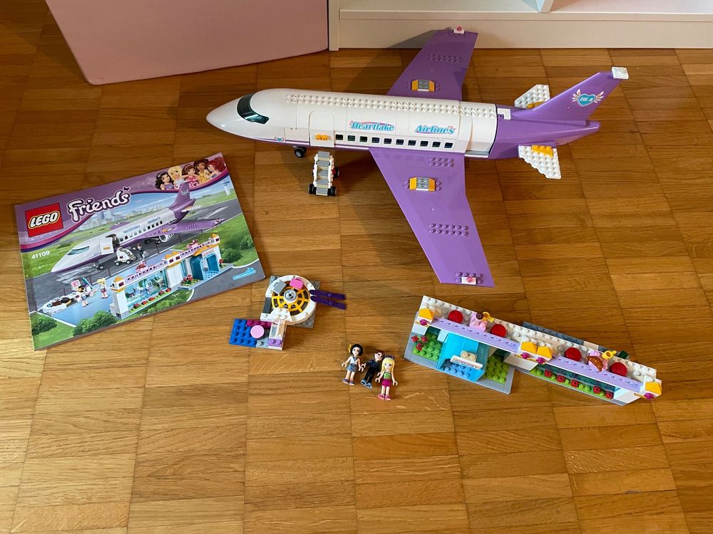 lego friends 41109 Heartlake Flughafen Flugzeug (Gebraucht) in ...