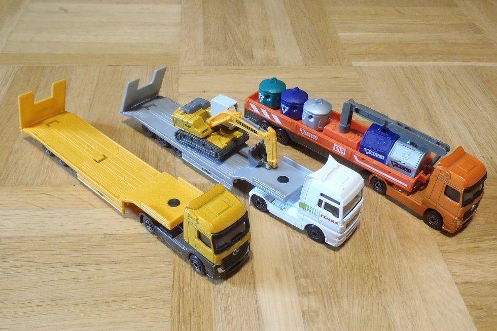 3xMajorette LKW 1:87 mit 3-Achsen-Fahrzeug-Auflieger +Bagger | Kaufen ...