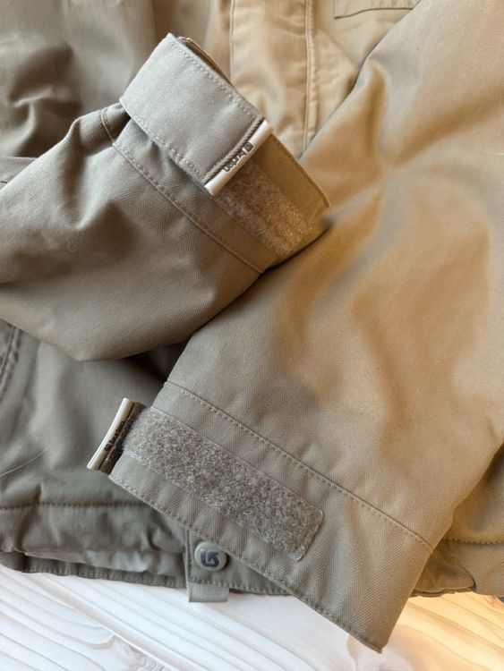 Burton Skijacke S (Gebraucht) in Utzigen für CHF 33 – mit Lieferung auf ...