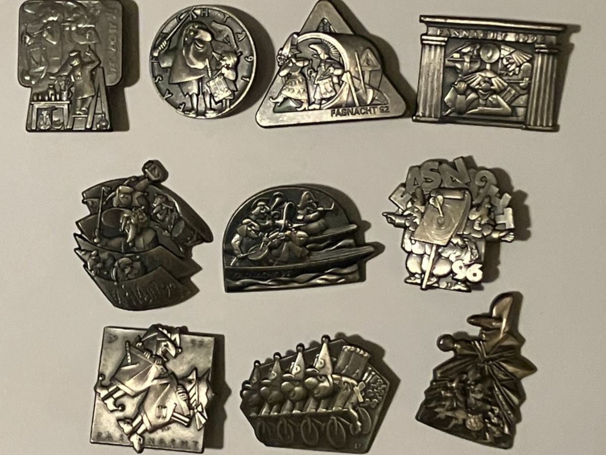 Basler Fasnacht Plaketten 1990-1999 10 Silber (Gebraucht) in Basel für CHF 7.5 – mit Lieferung ...