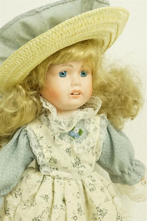 Puppe unmarkiert Höhe ca. 40 cm (Gebraucht) in Mels für CHF 5 – mit ...