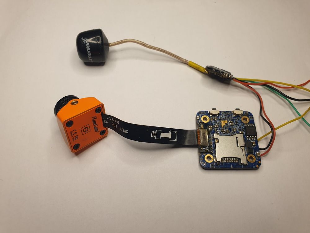 RunCam Split v3 Micro-tbs unify nano-lumenier antenna (Gebraucht) in ...