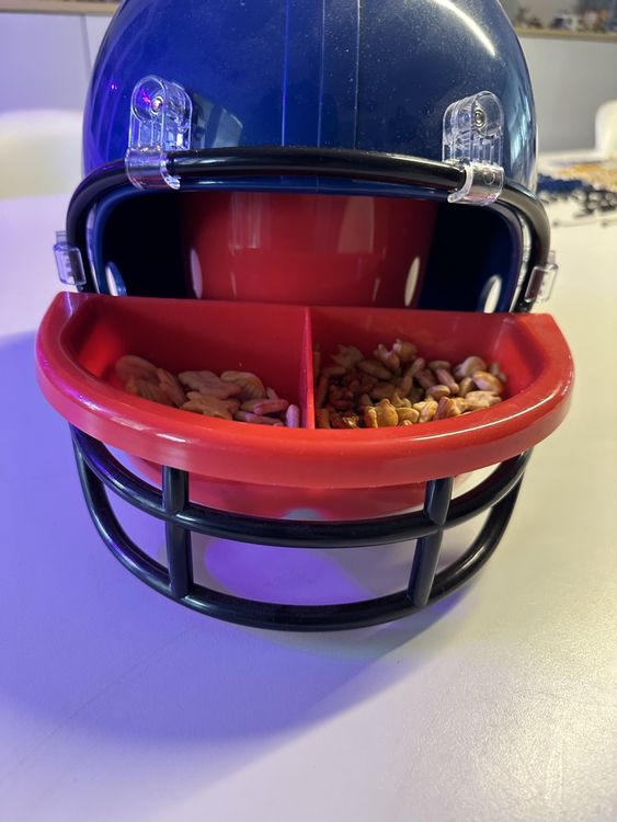 America Football Snack Box (Neu (gemäss Beschreibung)) in BASEL für CHF ...