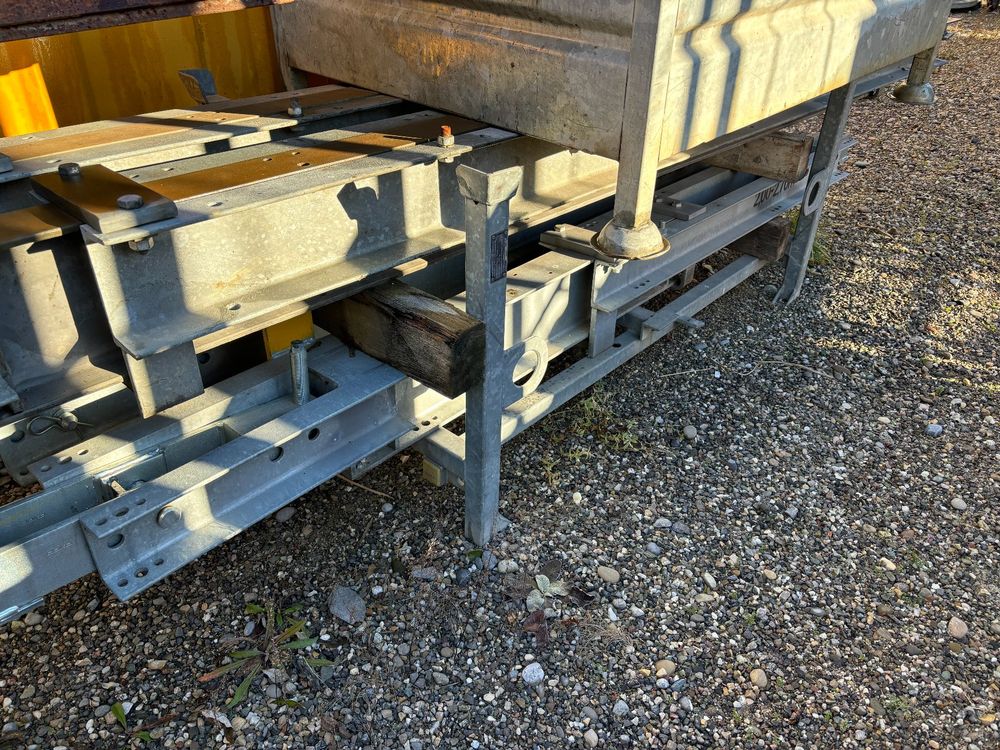 4 Spezialschienen (Lot 1550) Standort 4153 Reinach (Gebraucht) in für ...
