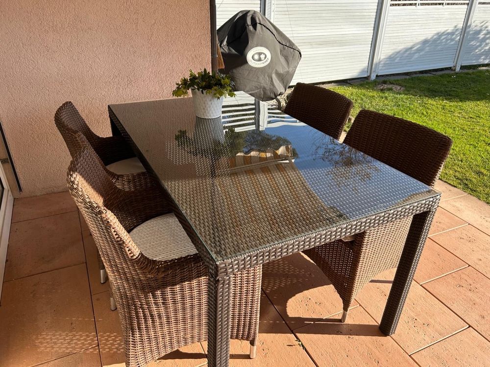 Rattan Gartentisch mit 4 Stühlen, Glasplatte (Gebraucht) in zürich für ...