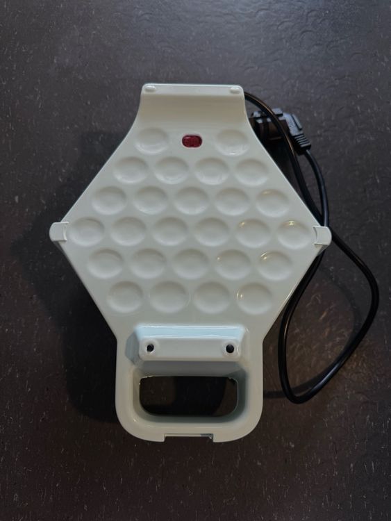Waffeleisen für Bubble Waffels (Gebraucht) in Hausen am Albis für CHF ...
