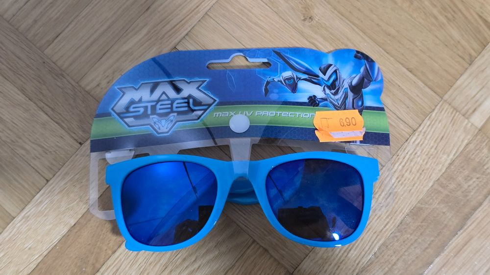 Max Steel Kinder Sonnenbrille (Gebraucht) in Thalwil für CHF 2.5 – mit ...
