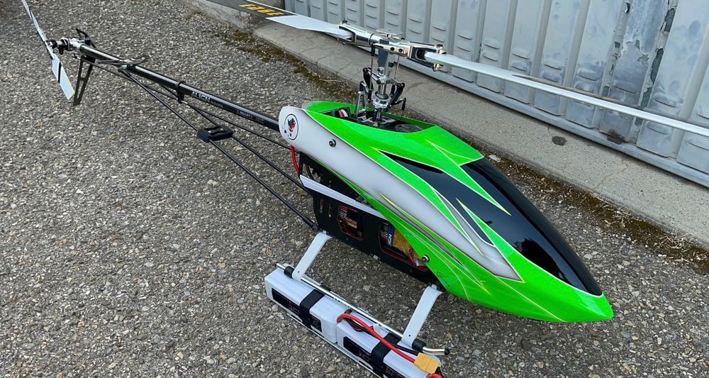 T-rex 700 avec Futaba T18 SZ (Gebraucht) in Blonay für CHF 1900 – nur ...