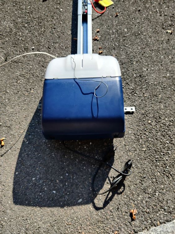Garagentorantrieb Chamberlain MotorLift 700 (Gebraucht) in für CHF 50 ...