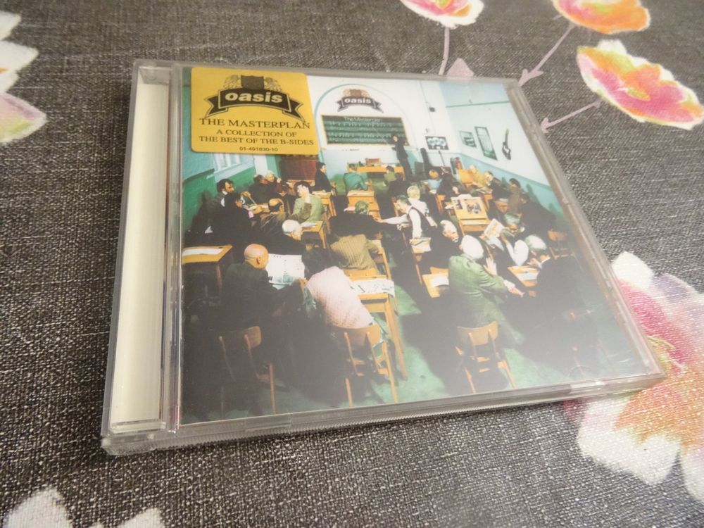 Oasis - The Masterplan CD (Gebraucht) in Olten für CHF 3 – mit ...