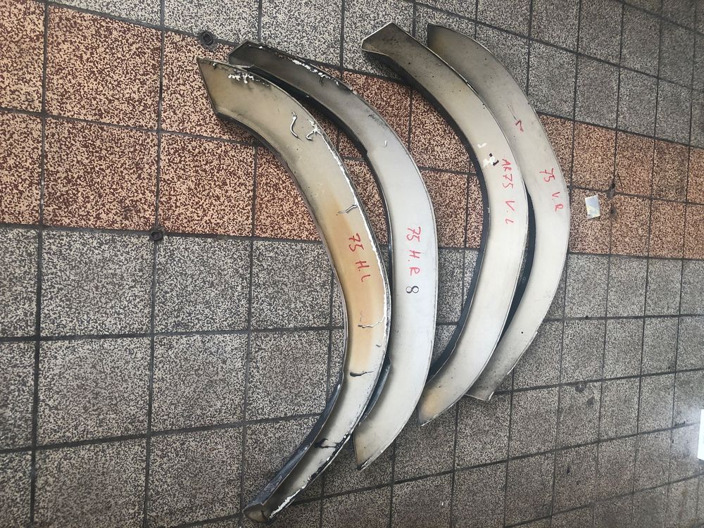 Alfa Romeo 75 Twinspark Kotflügelleisten (Gebraucht) in Bubendorf für CHF 80 – nur Abholung auf ...