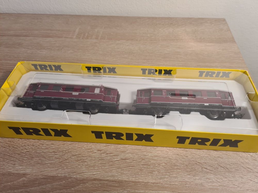 Trix 2470 Dieseltriebwagen Lok H0 (Gebraucht) in für CHF 79 – mit ...